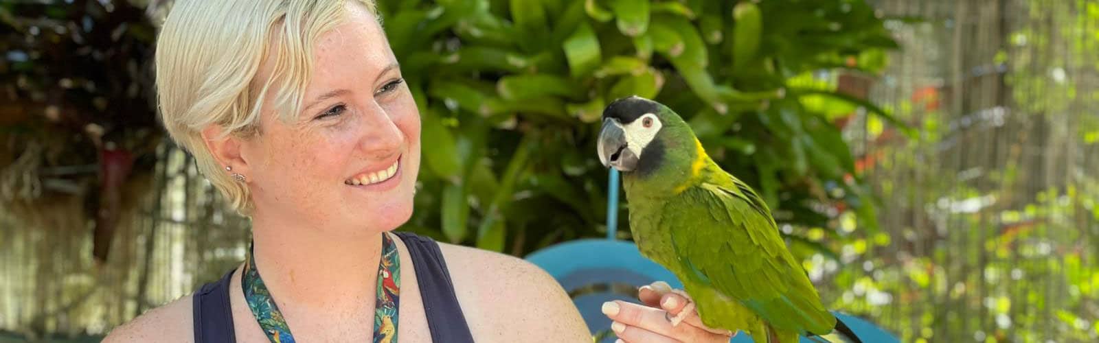 Animal Care Specialist - Parrots - Theater of the Sea